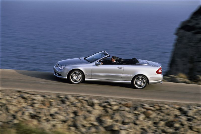 Mercedes-Benz CLK (A 209) CLK 200 CGI (170 Hp)